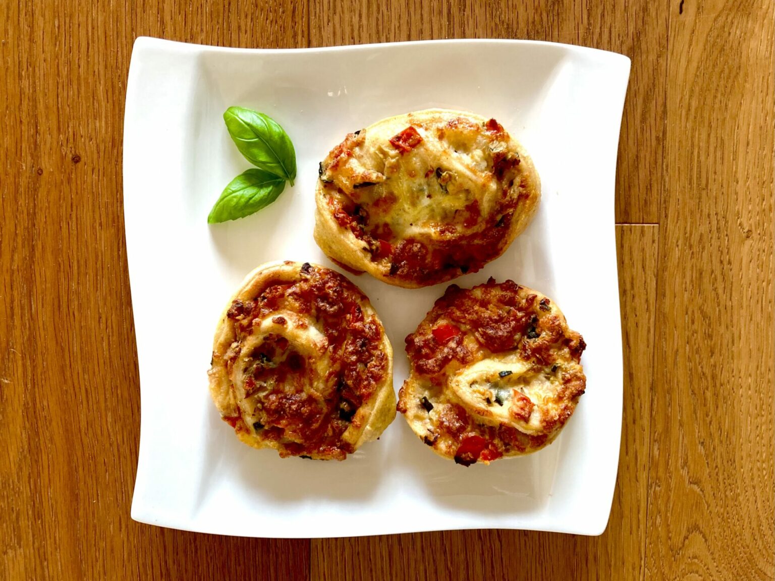 Geselchtes mit Kartoffelpüree und Sauerkraut – gut abgeschmeckt